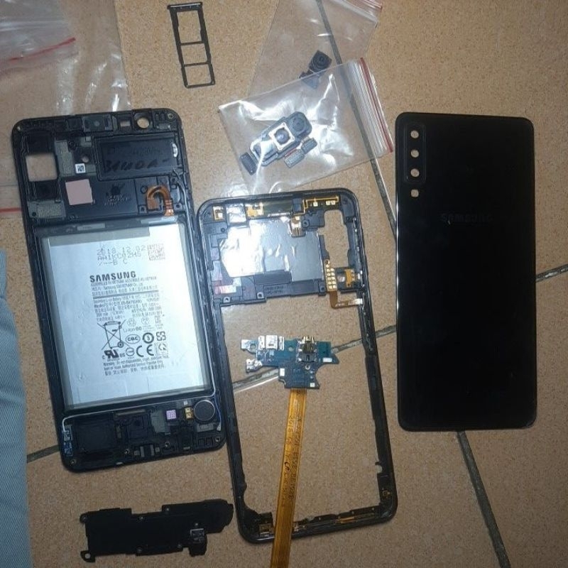điện thoại samsung A750 : Linh kiện các loại samsung a7 2018 128gb ...