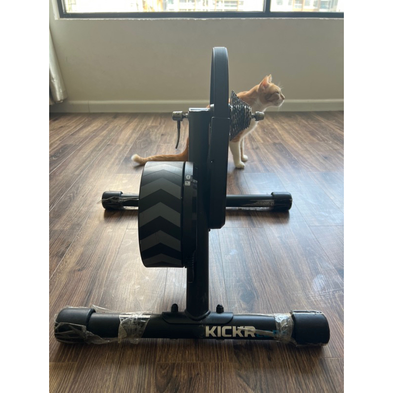 THIẾT BỊ TẬP LUYỆN ĐẠP XE WAHOO KICKR CORE – POWER TRAINER | Shopee ...
