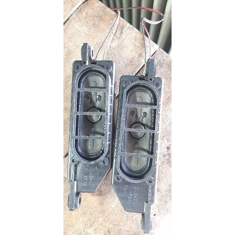 Cặp loa Sony SHARP LC-32A39Y củ zin tháo máy hư màn,loa 8 ôm 10W hát ...