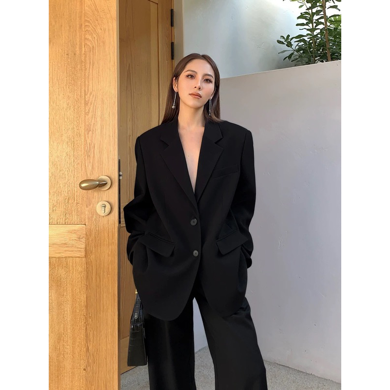 𝐑𝐞𝐟𝐢𝐧𝐞𝐝 𝐁𝐥𝐚𝐳𝐞𝐫 - Áo khoác Blazer màu đen( Summer version) | Shopee Việt Nam