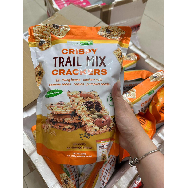Bánh Trail Mix Crackers (mẫu mới) | Shopee Việt Nam