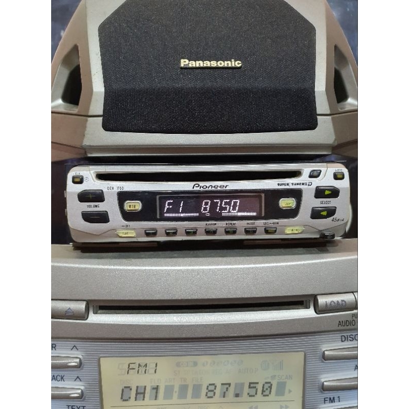 Đầu phát nhạc Pioneer DEH 1750 / CD / RADIO/ AUX. lắp chung cho các ...
