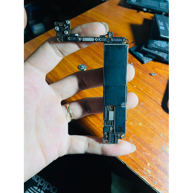 main 7g lock 32gb iCloud sạch full vân | Shopee Việt Nam