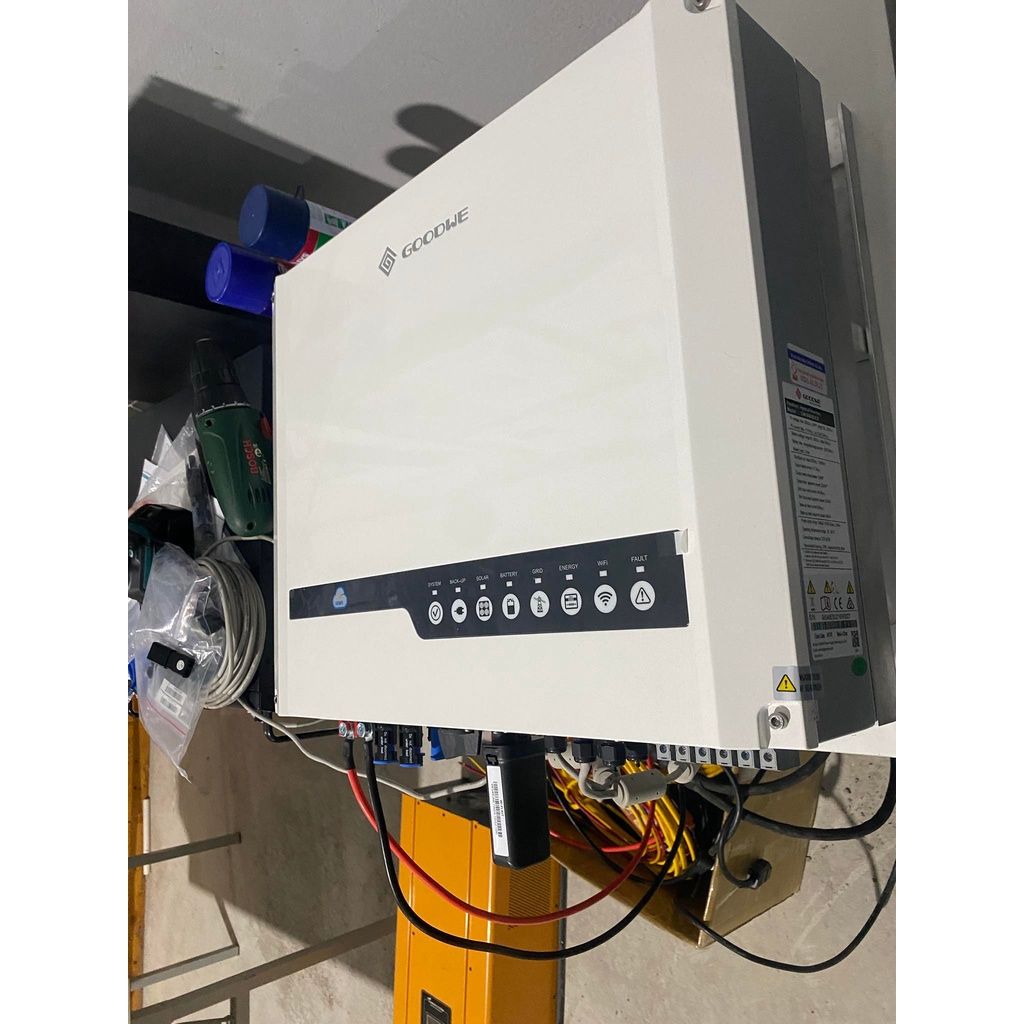 MÁY INVERTER HYBRID CAO CẤP GOODWE 5KW-GW5048D-ES hàng chính hãng bảo hành tại việt nam ...