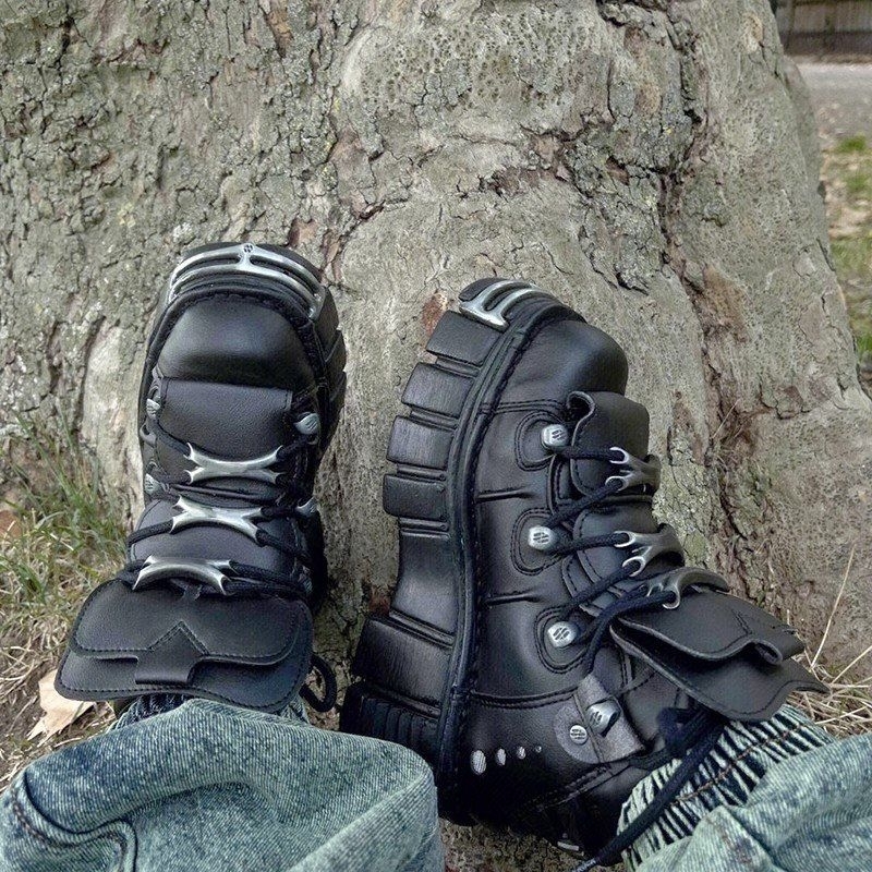 Giày da - Boots da New Rock tán đinh đen - trắng [ ORDER - CÓ SẴN ] | Shopee Việt Nam