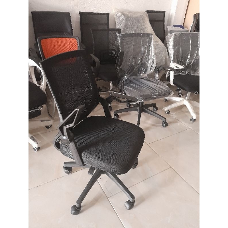 Ghế xoay tay gập đen trắng | Shopee Việt Nam