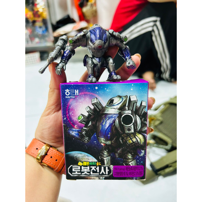 Đồ chơi Mô hình Coyote Tango (Tango Wolf) Pacific Rim size Mini Hàn ...
