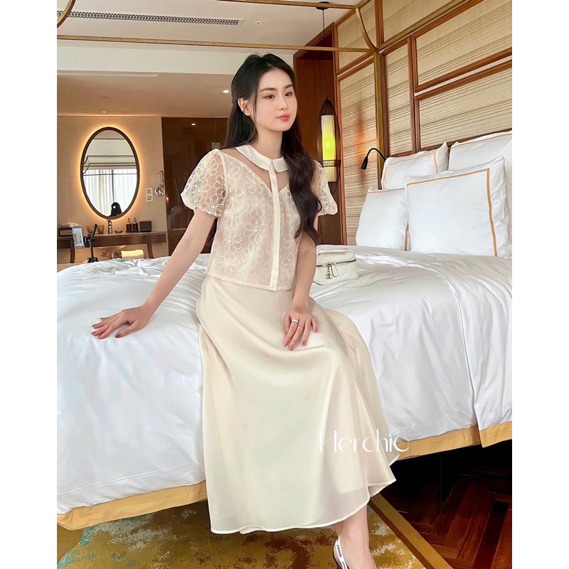 set Elegant Ivory Herchic ( Áo sơ mi ren croptop x chân váy dài trơn) | Shopee Việt Nam