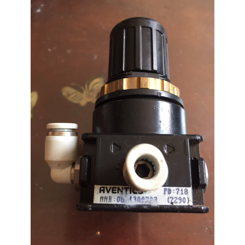 BỘ ĐIỀU CHỈNH ÁP SUẤT KHÍ NÉN AVENTICS CỦA ĐỨC New 95% /Aventics FS 718 ...