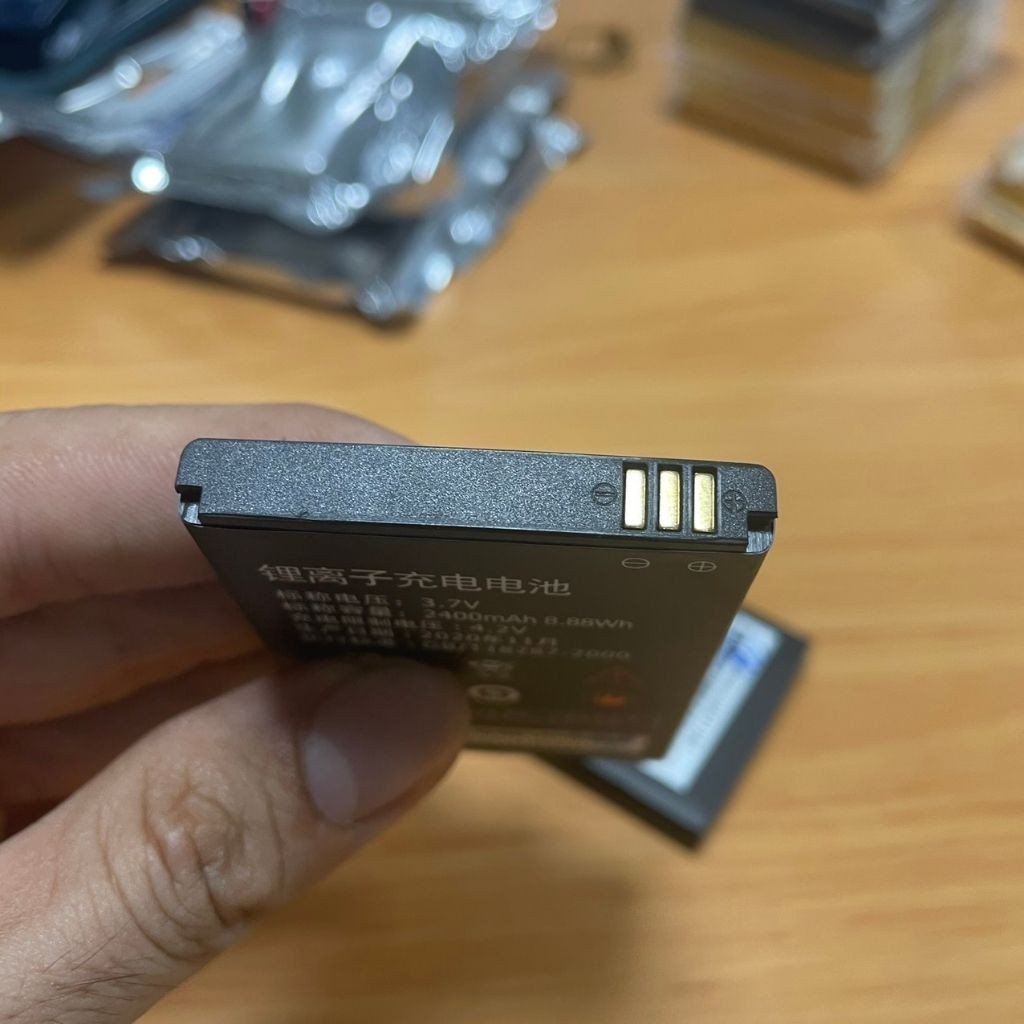 Pin 2400mAh tương thích sử dụng cho cục phát wifi MF80/A800/ A900/ M80 ...