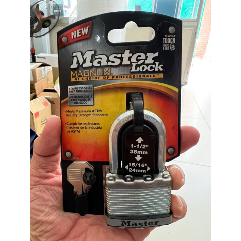 [Hỏa tốc HCM] Ổ khóa Master Lock M5 XDLF thân thép lá rộng 50mm càng ...