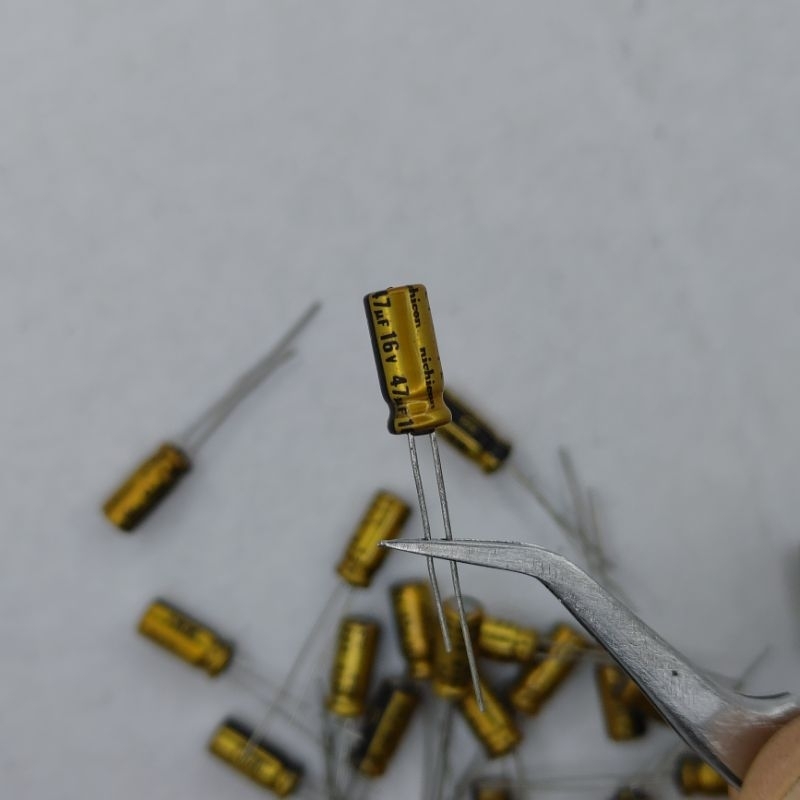 tụ 16v, 25v, 35v, 50v, 63v 47uF Nichicon FW (5 cái) | Shopee Việt Nam