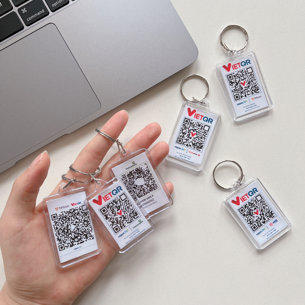 Móc khoá mã QR Chuyển khoản ngân hàng theo yêu cầu Tiệm In PG | Shopee ...