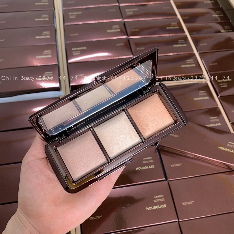 [ChiinBeauty] - Phấn bắt sáng HOURGLASS 3 ô Ambient Lighting Highlight ...