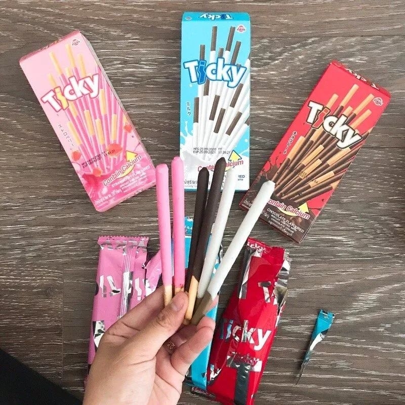 1 hộp bánh ticky thái lan | Shopee Việt Nam