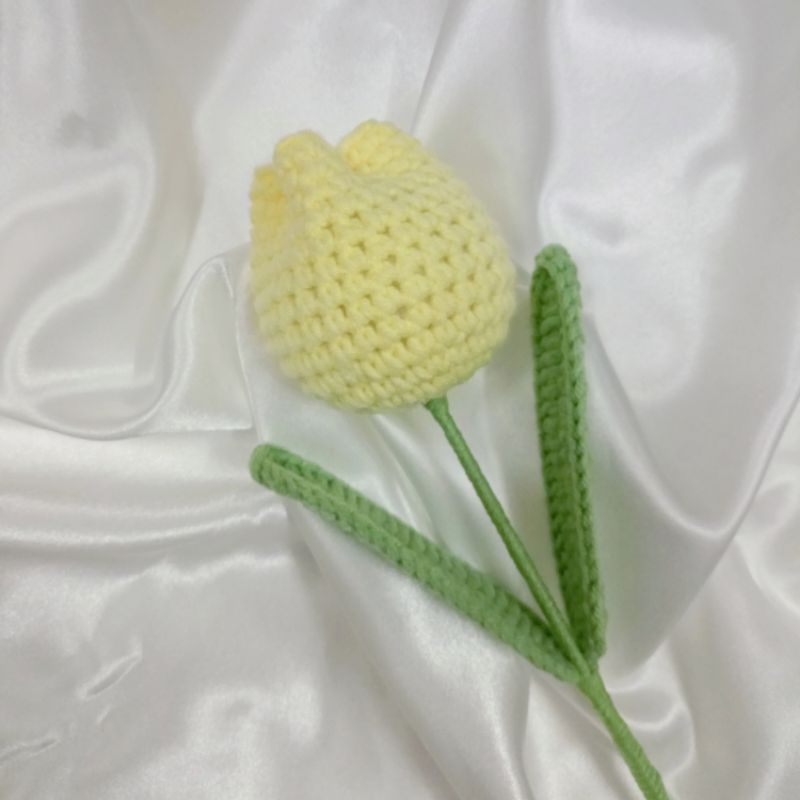 Hoa Tulip Len - Handmade [ẢNH THẬT] | Shopee Việt Nam