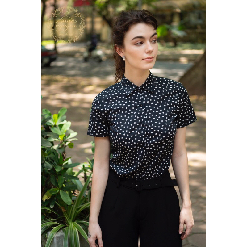 Áo sơ mi A049 đen chấm vuông trắng (chất thô lụa 100% cotton), Quần Q043 đen xuông chất tuytsy ...