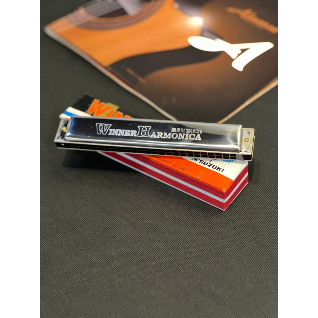 Kèn harmonica tremolo 24 lỗ suzuki winner 24-Hàng nhập khẩu | Shopee Việt Nam