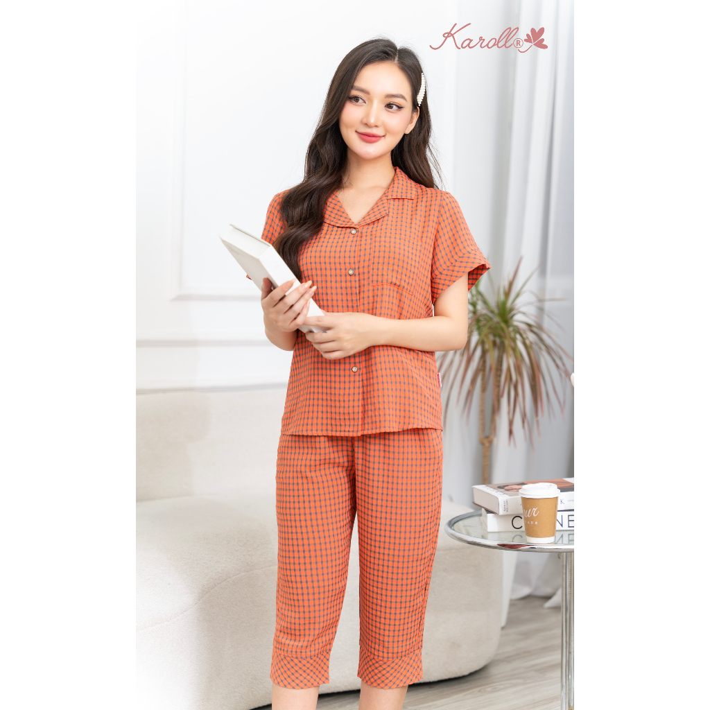Bộ đồ mặc nhà nữ Karoll chất thô kate quần lửng ngố áo tay cộc NH23.041 ...
