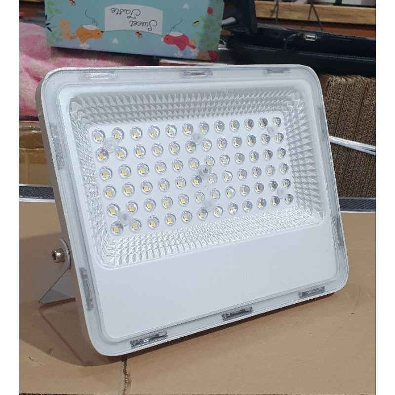 Đèn pha LED chiếu rộng LED.COM chip LED SMD 2835 chống nước IP66, CS ...