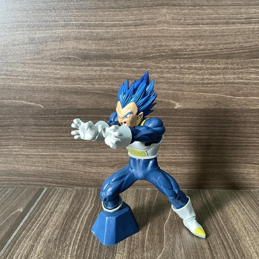 Mô hình Vegeta Super Saiyan Blue Maximatic tụ chưởng F1 - Dragon Ball ...