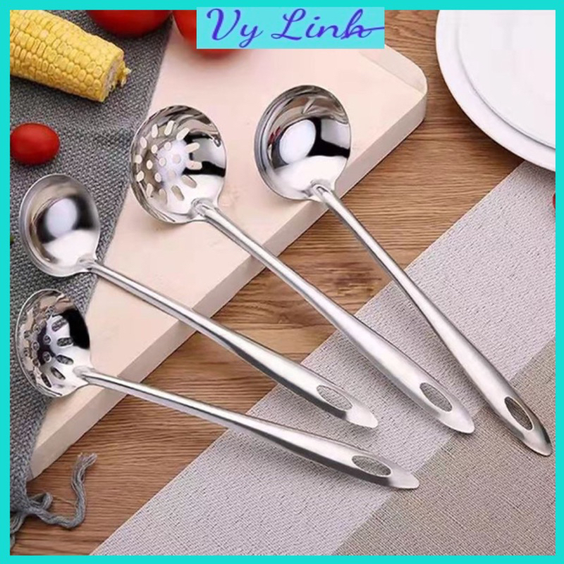 Vá múc canh/ muôi lỗ vớt đồ ăn bằng inox không ghỉ thiết kế cán dài ...