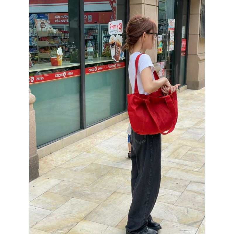 POPPY BOOK TOTE - Túi tote đeo vai màu đỏ | Shopee Việt Nam