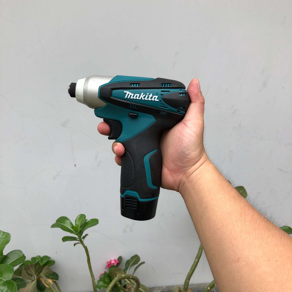 Máy bắn vít Makita TD090 10.8v mới 100%. bảo hành 6 tháng toàn quốc, nhỏ gọn ( no box) | Shopee ...