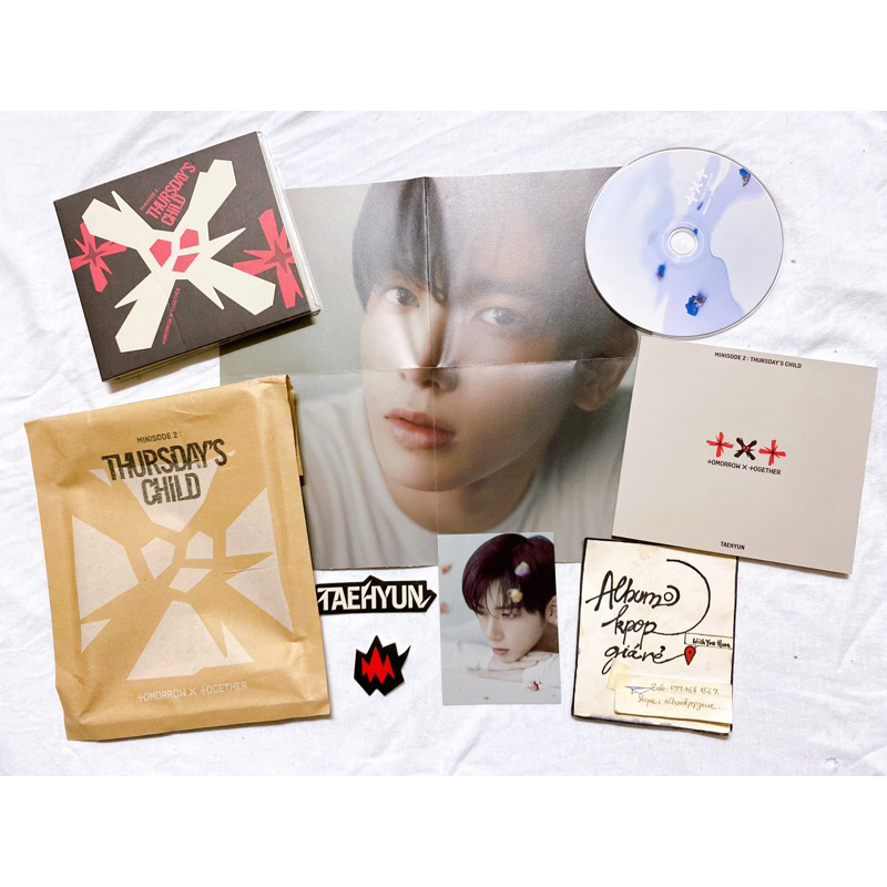 Txt mini album Thursday’s Child đã khui seal, gồm cd postcard poster và ...