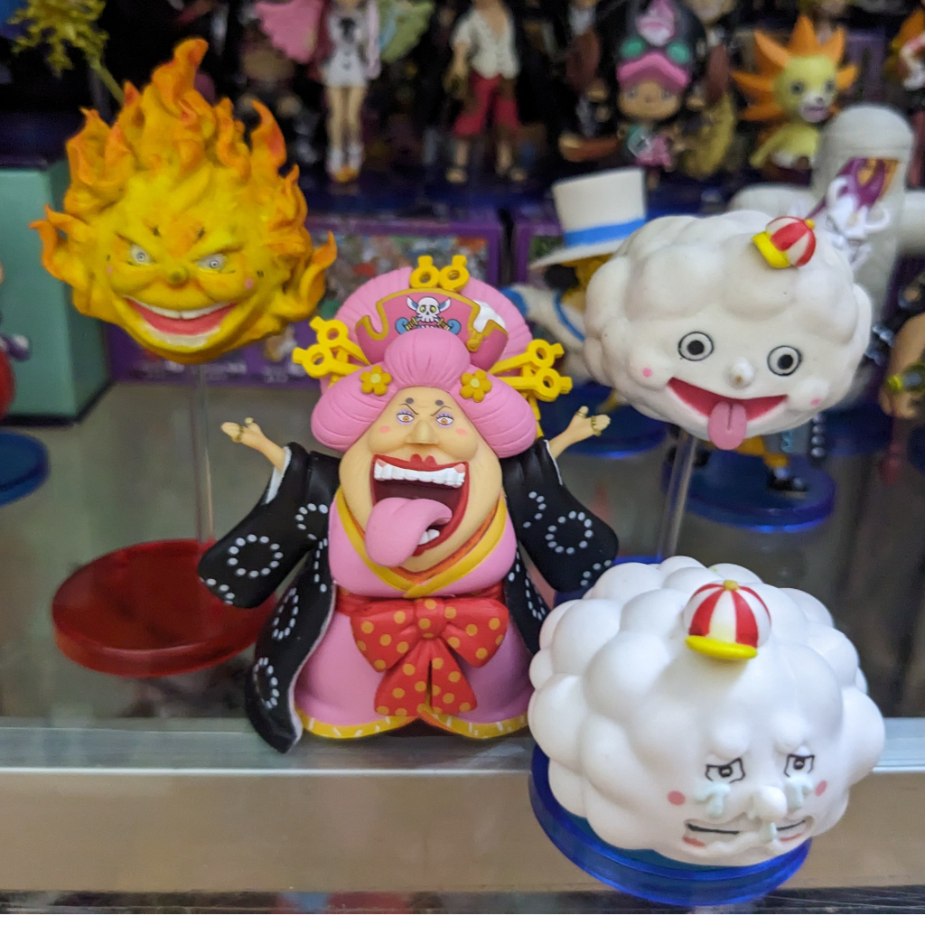 Mô hình One Piece - WCF Combo Bigmom, Prometheus và Zeus | Shopee Việt Nam