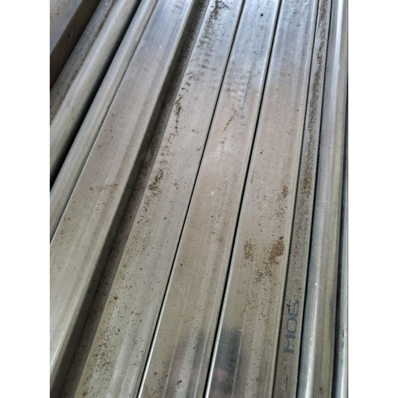 Thép hộp mạ kẽm vuông 1,4x1,4 vuông 2x2 vuông 3x3 vuông 4x4 hộp 2x4 hộp ...