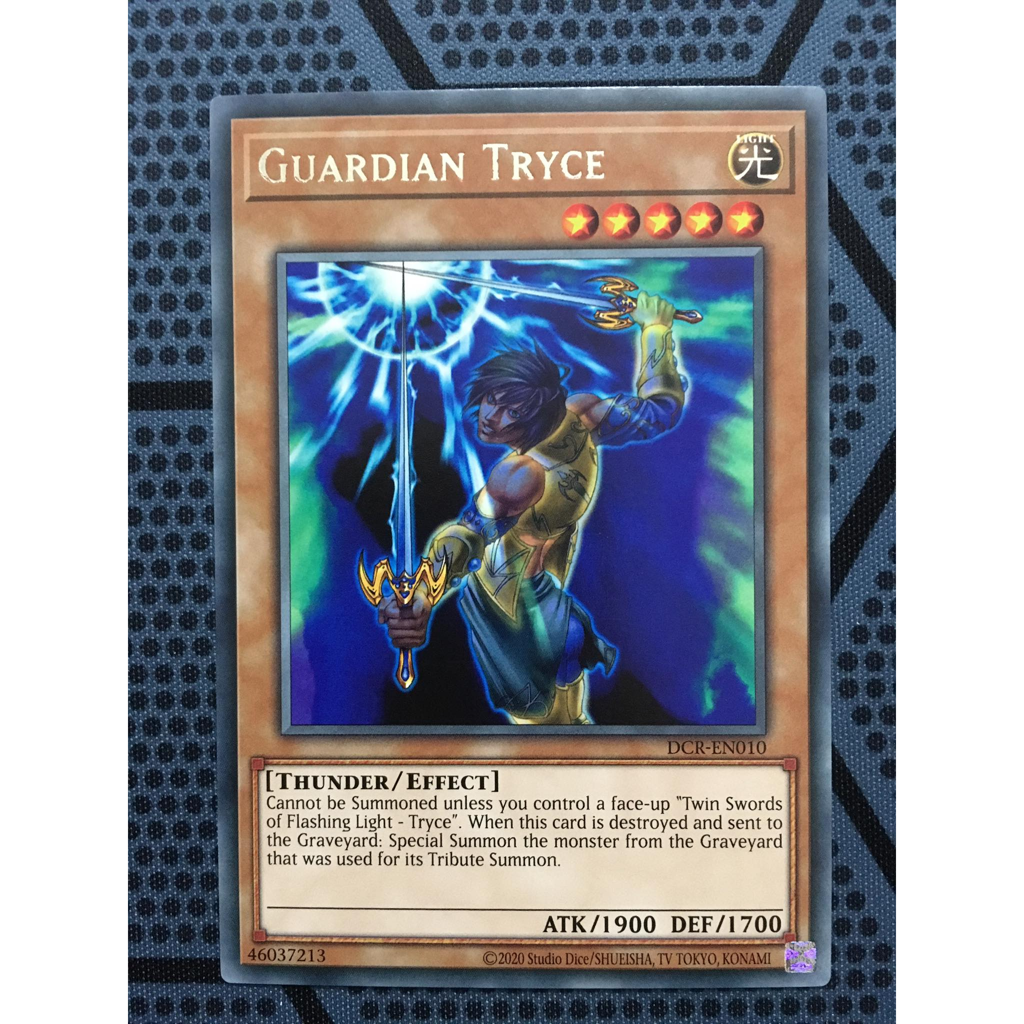 Bài yugioh thời đầu duel monster - Guardian Tryce - DCR-EN010 - Rare ...
