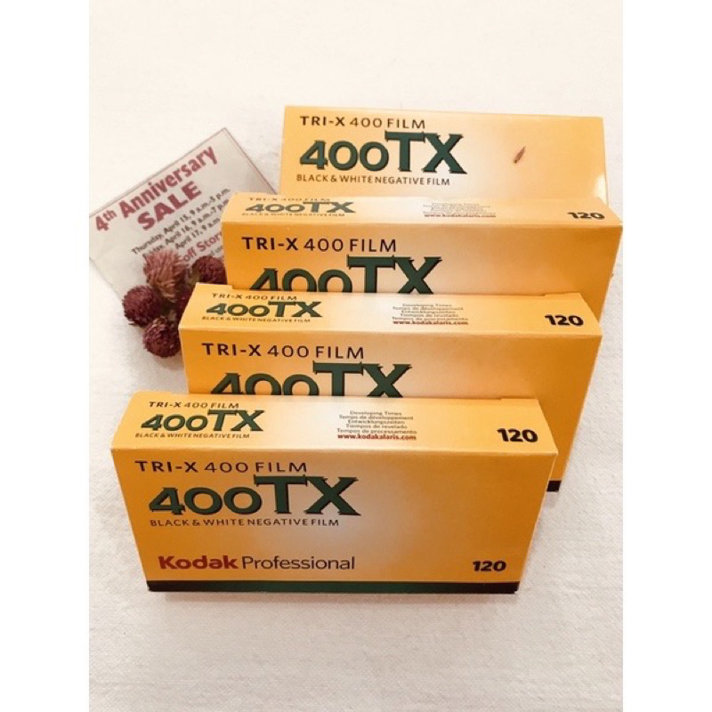 [Kodak 400TX] - Film 120 giá rẻ, hàng US, date 05/2020 | Shopee Việt Nam