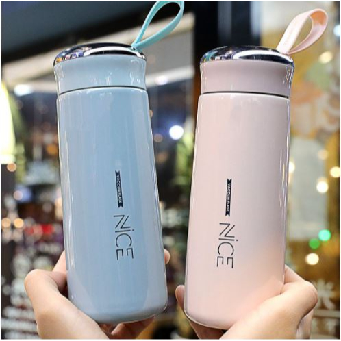 Bình đựng nước NICE 2 lớp thủy tinh ,nhựa chịu nhiệt nóng lạnh có móc ...