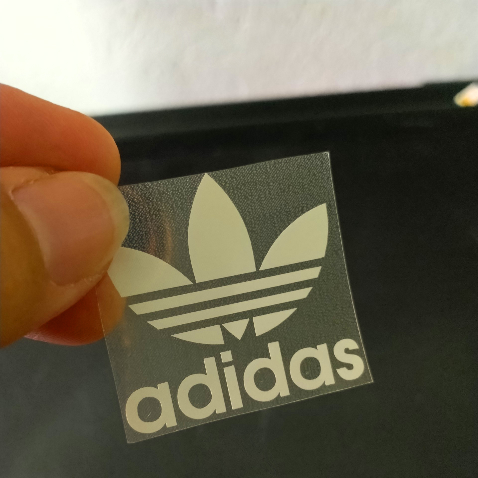Sticker Adidas - Logo Adidas ủi nhiệt lên áo | Shopee Việt Nam