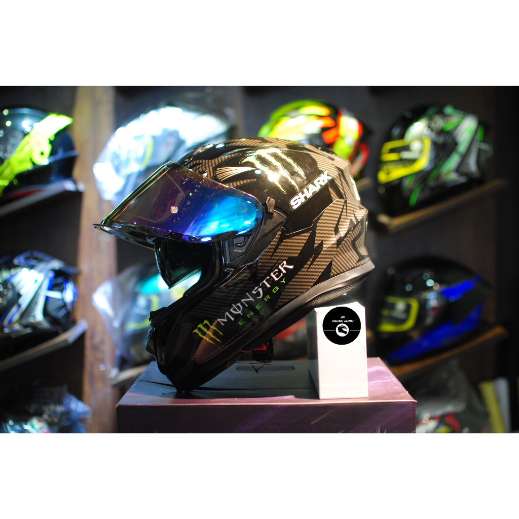 Mũ bảo hiểm Fullface ROC 08 Ducati Shark rồng bạc đen (2 kính) | Shopee ...