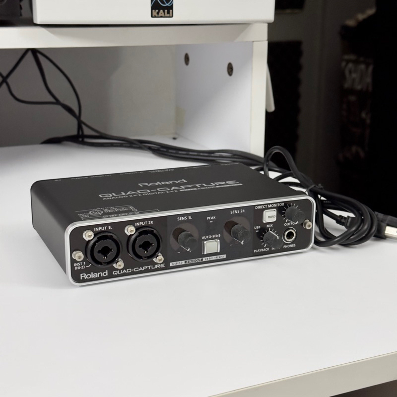 Soundcard Roland UA55 (Roland Quad Captrue) | Shopee Việt Nam
