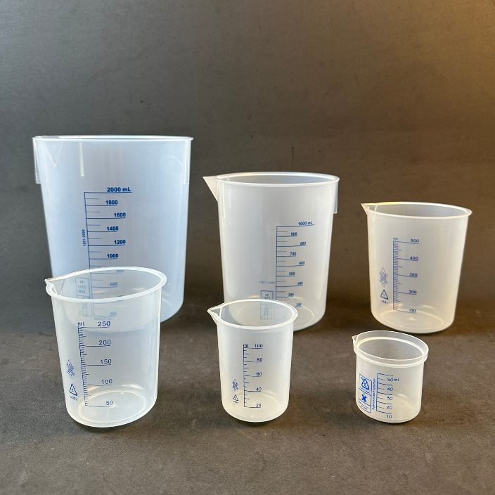 Ca, Cốc Nhựa PP LAB HA NOI Không Quai, Chia Vạch Xanh, Chịu Nhiệt 50ml, 100ml, 250ml, 500ml ...