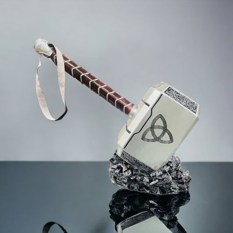 Mô hình Búa Thor Mjonir tỉ lệ 1:1 cao cấp, kèm đế siêu đẹp. | Shopee ...