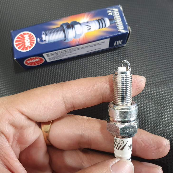 Bugi NGK Iridium cho Vario, Exciter, NVX, SHVN, AB, Future Fi, Wave ...