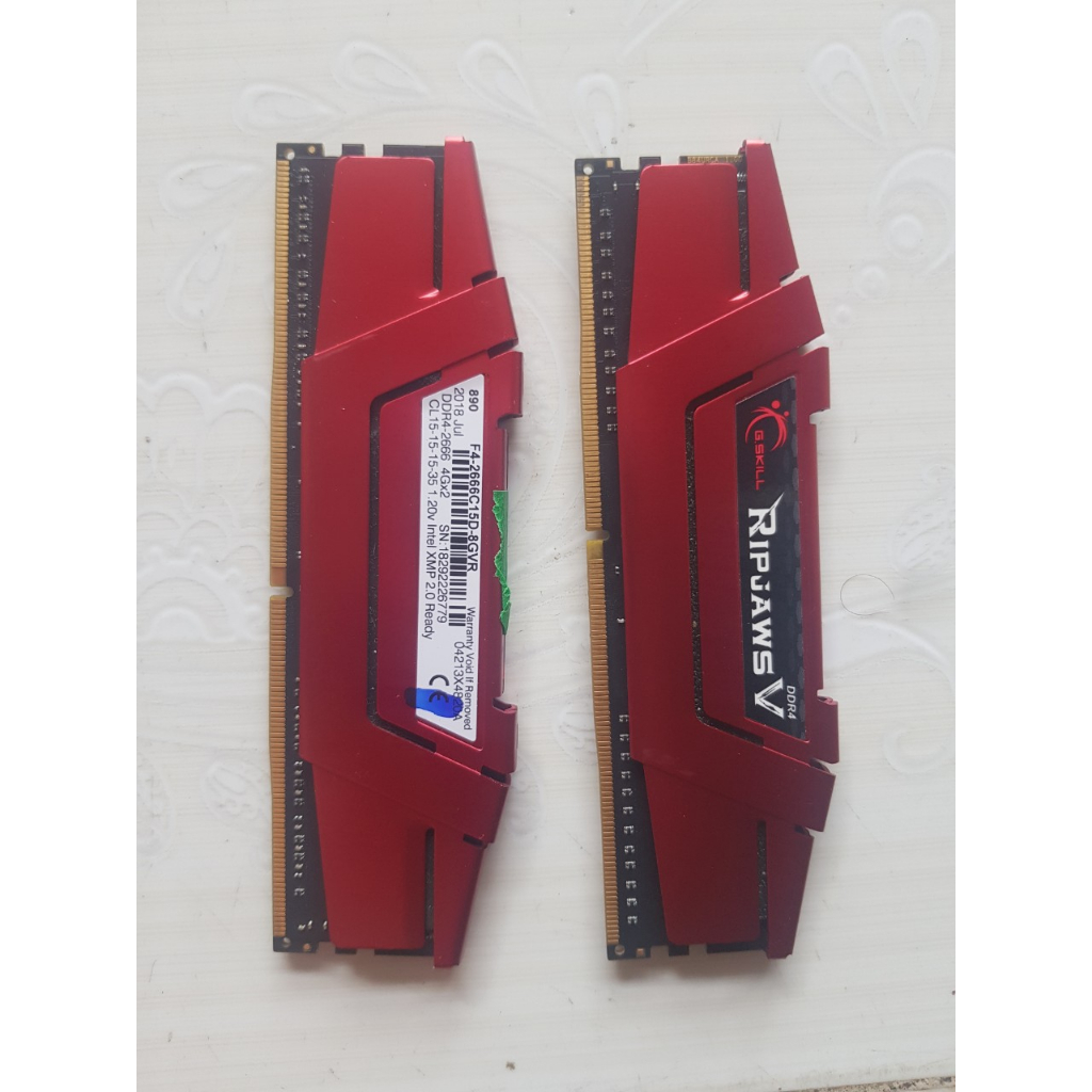 Ram DDR4 OC XMP2.0 tản nhiệt chính hãng rất đẹp mới 95% bảo hành ...
