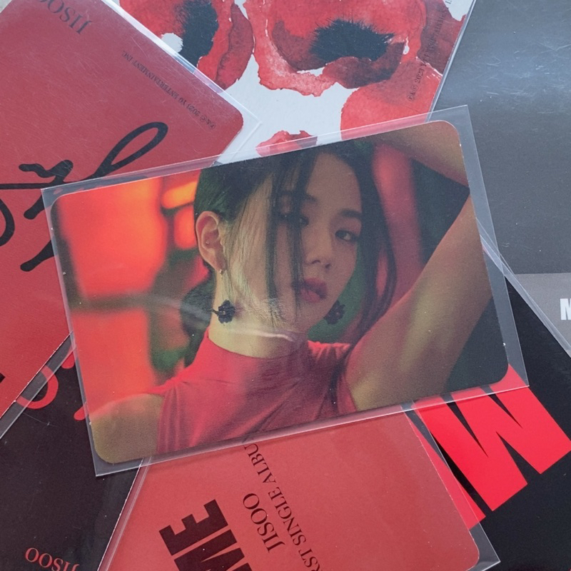 [CHÍNH HÃNG - SẴN] Card Off JISOO Blackpink Solo Album ME | Shopee Việt Nam