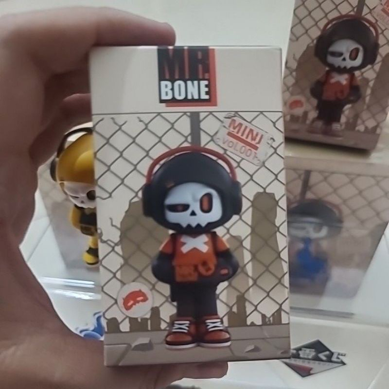 Mô hình Mr. Bone mini vol 01 nhiều mẫu | Shopee Việt Nam