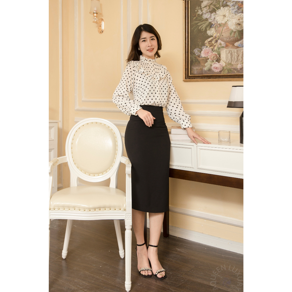 Chân váy Zip công sở màu đen ly chéo cao cấp của AQueen Luxury ...