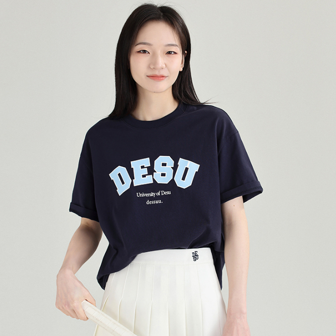 Áo phông Dessuu chất cotton ngắn tay cổ tròn basic University of Desu ...