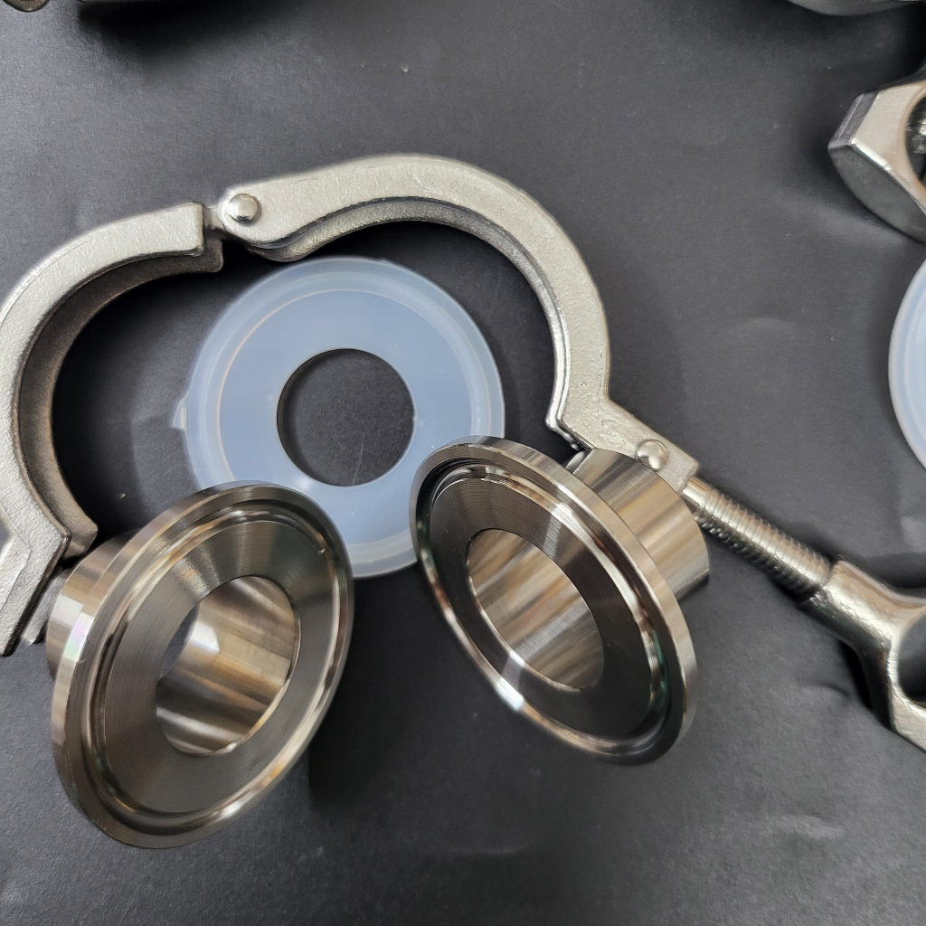 Clamp inox 304 vi sinh, gồm cổng phi 25, 28 tai clamp 50 cùm clamp 50 ...