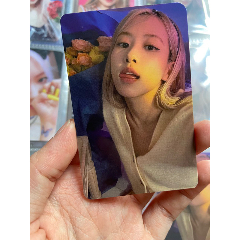 [OFFICIAL] CARD ẢNH ROSÉ BLACKPINK BLOOM FANSITE | Shopee Việt Nam