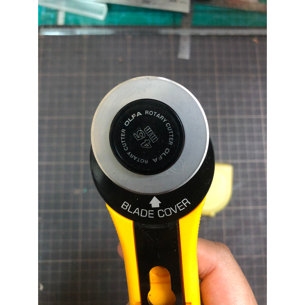 (Thanh lí) Dao cắt vải tròn xoay Nhật OLFA RTY-2GH 45mm | OLFA RTY-3/GH 60mm | Shopee Việt Nam