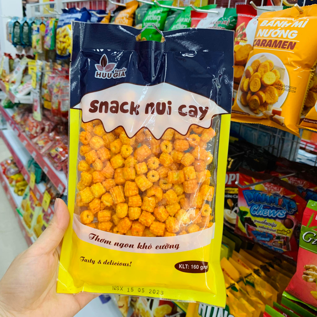 Snack nui cay Hữu Gia gói 150g | Shopee Việt Nam