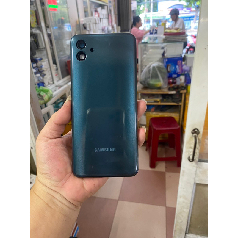 Vỏ samsung A04 có khay sim khung sườn kính camera | Shopee Việt Nam